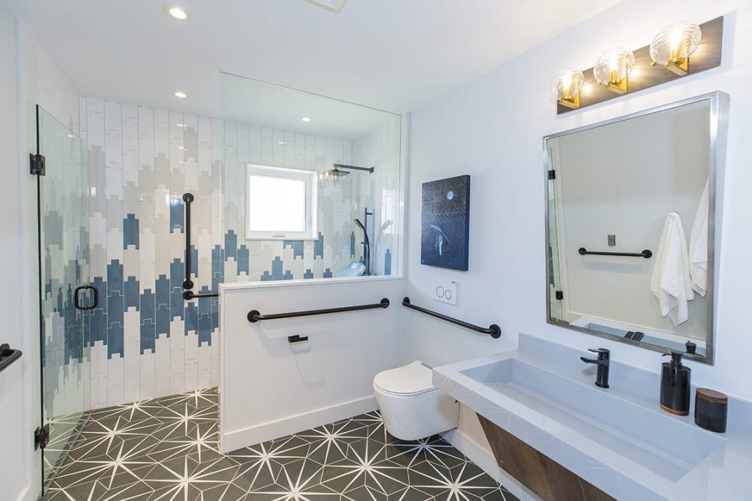 Benefits of Adding a Bathroom Shower to Your Basement - Make It Right®