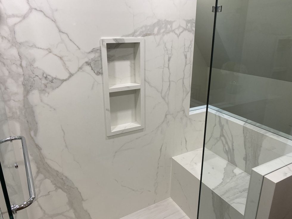 7 Reasons to Install a Shower Knee Wall - Make It Right®
